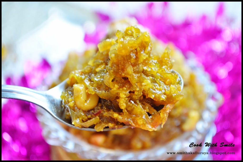 BOTTLE GOURD HALWA / DOODHI KA HALWA / SOREKAI HALWA Recipe | Cook With ...
