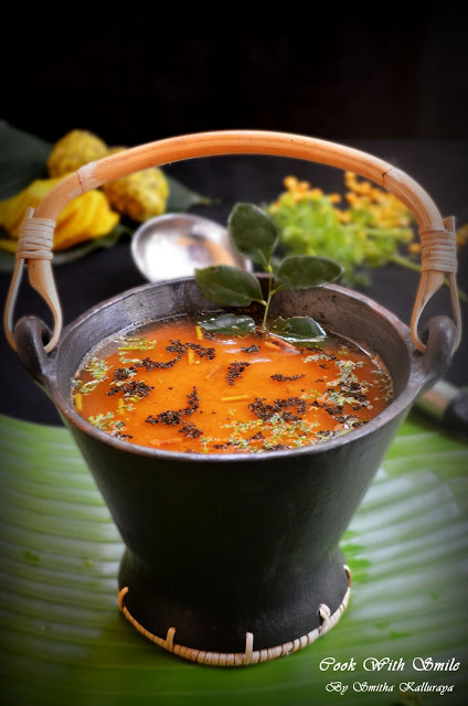 HOLIGE SAARU / OBBATTU SAARU RECIPE | Cook With Smile