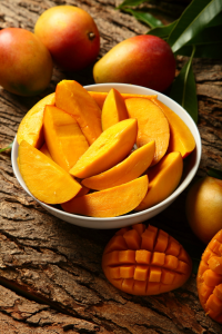 MANGO LASSI RECIPE / INDIAN MANGO SMOOTHIE RECIPE - Cook with Smile