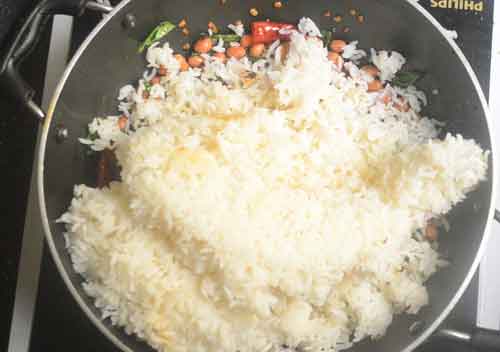PULIYOGARE RECIPE / KARNATAKA STYLE TAMARIND RICE RECIPE - Cook with Smile