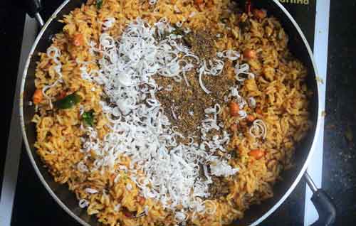 PULIYOGARE RECIPE / KARNATAKA STYLE TAMARIND RICE RECIPE - Cook with Smile