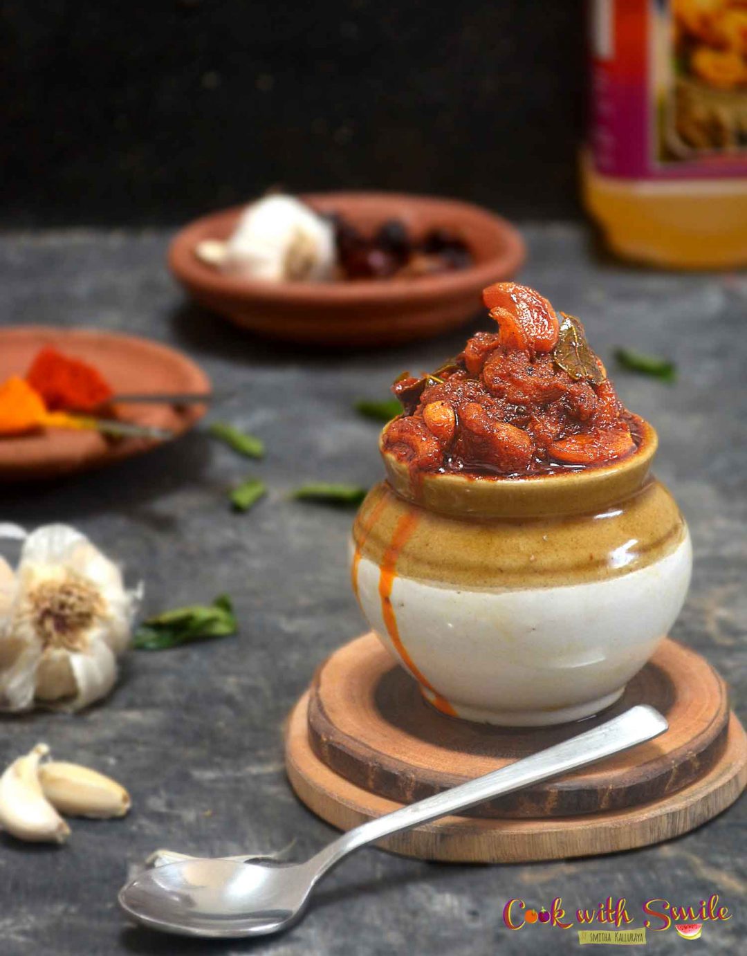 GARLIC PICKLE RECIPE | BELLULI UPPINAKAYI | LAHSUN KA ACHAR - Cook with ...